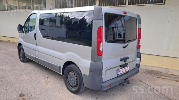 Pelēks Opel Vivaro 2008 Ogre, ar dzinēja tilpumu 2.00 L un nobraukumu 293 tūkst. km par 7150 €, foto 2 vietnē AUTOMOTO.COM.LV