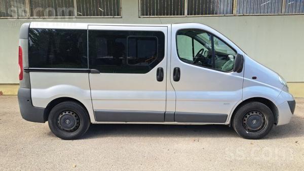 Pelēks Opel Vivaro 2008 Ogre, ar dzinēja tilpumu 2.00 L un nobraukumu 293 tūkst. km par 7150 €, foto 6 vietnē AUTOMOTO.COM.LV