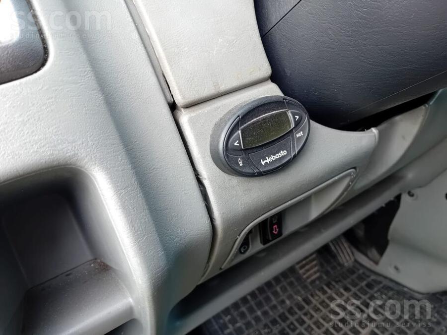 Pelēks Opel Vivaro 2008 Rīga, ar dzinēja tilpumu 2.50 L un nobraukumu 350 tūkst. km par 6100 €, foto 8 vietnē AUTOMOTO.COM.LV