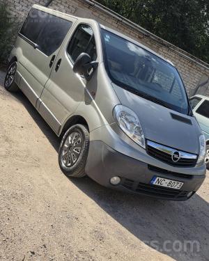 Pelēks Opel Vivaro 2008 Daugavpils, ar dzinēja tilpumu 2.00 L un nobraukumu 319 tūkst. km par 6750 €, foto 7 vietnē AUTOMOTO.COM.LV