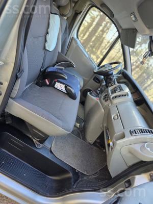 Pelēks Opel Vivaro 2008 Daugavpils, ar dzinēja tilpumu 2.00 L un nobraukumu 319 tūkst. km par 6750 €, foto 16 vietnē AUTOMOTO.COM.LV