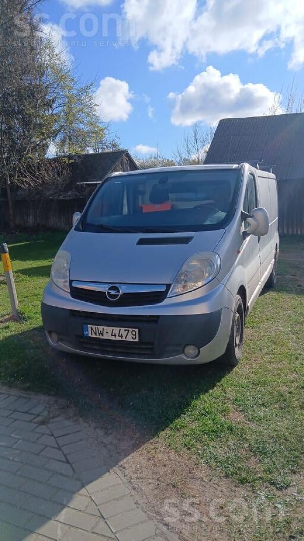 Pelēks Opel Vivaro 2008 Rīga, ar dzinēja tilpumu 2.50 L un nobraukumu 245 tūkst. km par 3150 €, foto 3 vietnē AUTOMOTO.COM.LV