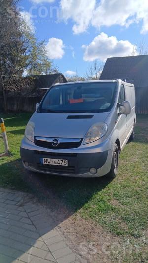 Grey Opel Vivaro 2008 in Riga, with an engine capacity of 2.50 L and mileage of 245 thousand km for 3150 €, photo 3 on AUTOMOTO.COM.LV