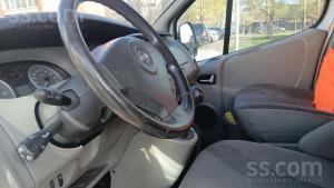 Grey Opel Vivaro 2008 in Riga, with an engine capacity of 2.50 L and mileage of 245 thousand km for 3150 €, photo 7 on AUTOMOTO.COM.LV