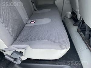 Grey Opel Vivaro 2008 in Madona, with an engine capacity of 2.00 L and mileage of 266 thousand km for 7650 €, photo 8 on AUTOMOTO.COM.LV