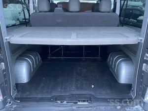 Grey Opel Vivaro 2008 in Madona, with an engine capacity of 2.00 L and mileage of 266 thousand km for 7650 €, photo 9 on AUTOMOTO.COM.LV