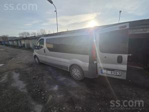 Grey Opel Vivaro 2009 in Riga, with an engine capacity of 2.50 L and mileage of 335 thousand km for 3500 €, photo 8 on AUTOMOTO.COM.LV
