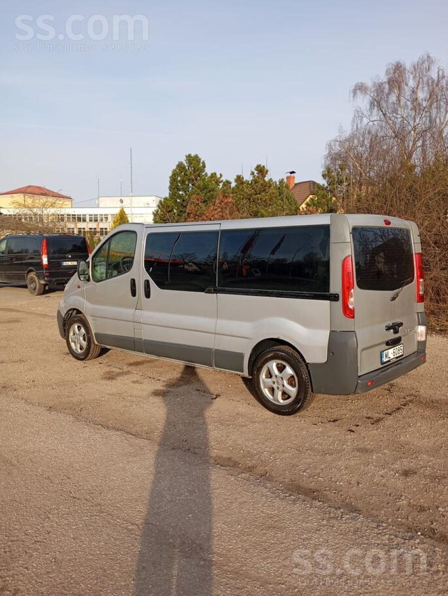 Pelēks Opel Vivaro 2010 Valka, ar dzinēja tilpumu 2.00 L un nobraukumu 209 tūkst. km par 4999 €, foto 6 vietnē AUTOMOTO.COM.LV