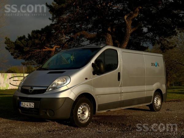 Grey Opel Vivaro 2010 in Liepaja, with an engine capacity of 2.00 L and mileage of 132 thousand km for 4950 €, photo 1 on AUTOMOTO.COM.LV