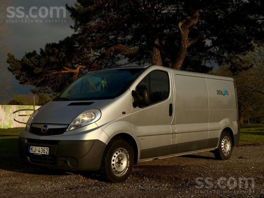 Grey Opel Vivaro 2010 in Liepaja, with an engine capacity of 2.00 L and mileage of 132 thousand km for 4950 €, photo 1 on AUTOMOTO.COM.LV