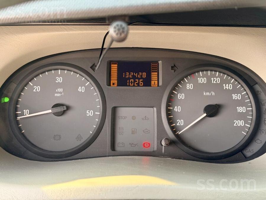 Grey Opel Vivaro 2010 in Liepaja, with an engine capacity of 2.00 L and mileage of 132 thousand km for 4950 €, photo 11 on AUTOMOTO.COM.LV
