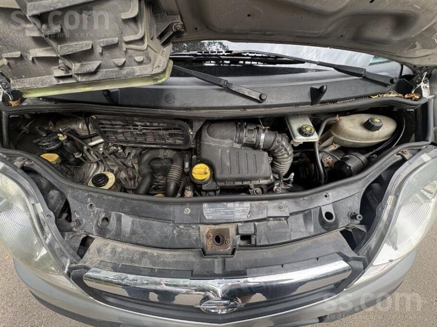 Grey Opel Vivaro 2010 in Riga, with an engine capacity of 2.00 L and mileage of 448 thousand km for 4800 €, photo 15 on AUTOMOTO.COM.LV