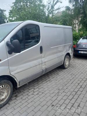Grey Opel Vivaro 2010 in Talsi, with an engine capacity of 2.00 L and mileage of 550 thousand km for 2500 €, photo 4 on AUTOMOTO.COM.LV