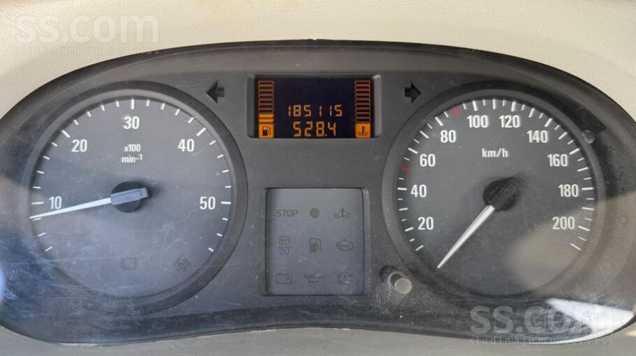 Pelēks Opel Vivaro 2010 Rēzekne, ar dzinēja tilpumu 2.50 L un nobraukumu 185 tūkst. km par 9500 €, foto 5 vietnē AUTOMOTO.COM.LV