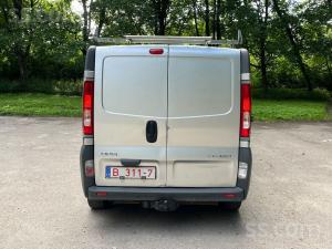 Grey Opel Vivaro 2010 in Riga, with an engine capacity of 2.00 L and mileage of 0 thousand km for 5490 €, photo 5 on AUTOMOTO.COM.LV