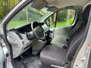 Grey Opel Vivaro 2010 in Riga, with an engine capacity of 2.00 L and mileage of 0 thousand km for 5490 €, photo 10 on AUTOMOTO.COM.LV