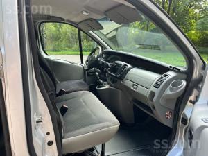 Grey Opel Vivaro 2010 in Riga, with an engine capacity of 2.00 L and mileage of 0 thousand km for 5490 €, photo 18 on AUTOMOTO.COM.LV