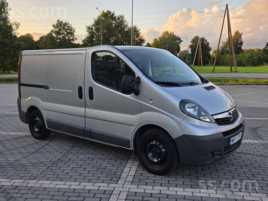 Pelēks Opel Vivaro 2011 Jelgava, ar dzinēja tilpumu 2.00 L un nobraukumu 343 tūkst. km par 3650 €, foto 10 vietnē AUTOMOTO.COM.LV