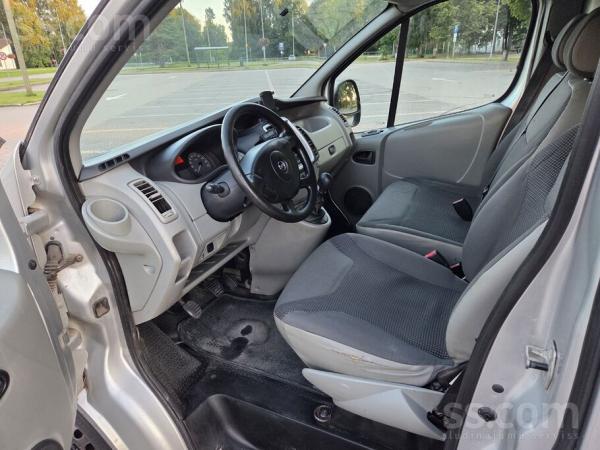 Pelēks Opel Vivaro 2011 Jelgava, ar dzinēja tilpumu 2.00 L un nobraukumu 343 tūkst. km par 3650 €, foto 10 vietnē AUTOMOTO.COM.LV