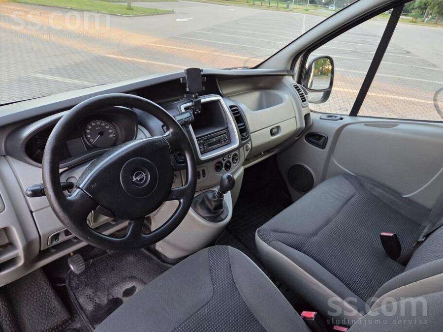 Pelēks Opel Vivaro 2011 Jelgava, ar dzinēja tilpumu 2.00 L un nobraukumu 343 tūkst. km par 3650 €, foto 12 vietnē AUTOMOTO.COM.LV