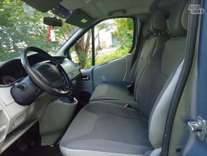 Grey Opel Vivaro 2011 in Vilnius, with an engine capacity of 2.00 L and mileage of 270 thousand km for 7999 €, photo 7 on AUTOMOTO.COM.LV