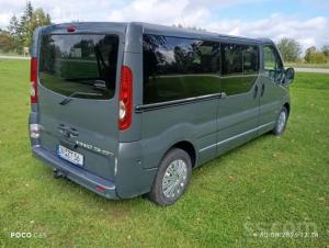 Pelēks Opel Vivaro 2011 Bauska, ar dzinēja tilpumu 2.50 L un nobraukumu 261 tūkst. km par 9900 €, foto 5 vietnē AUTOMOTO.COM.LV