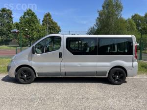 Grey Opel Vivaro 2012 in Kuldiga, with an engine capacity of 2.00 L and mileage of 243 thousand km for 14762 €, photo 6 on AUTOMOTO.COM.LV