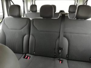Pelēks Opel Vivaro 2012 Rīga, ar dzinēja tilpumu 2.00 L un nobraukumu 260 tūkst. km par 9900 €, foto 10 vietnē AUTOMOTO.COM.LV