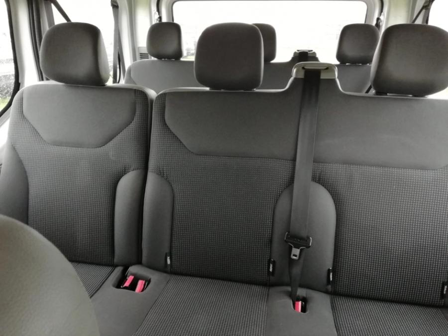 Pelēks Opel Vivaro 2012 Rīga, ar dzinēja tilpumu 2.00 L un nobraukumu 260 tūkst. km par 9900 €, foto 10 vietnē AUTOMOTO.COM.LV