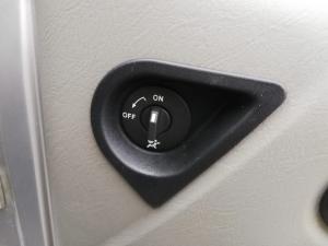 Pelēks Opel Vivaro 2012 Rīga, ar dzinēja tilpumu 2.00 L un nobraukumu 260 tūkst. km par 9900 €, foto 14 vietnē AUTOMOTO.COM.LV
