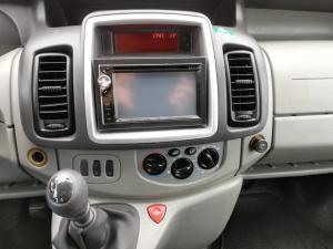Pelēks Opel Vivaro 2012 Rīga, ar dzinēja tilpumu 2.00 L un nobraukumu 260 tūkst. km par 9900 €, foto 17 vietnē AUTOMOTO.COM.LV