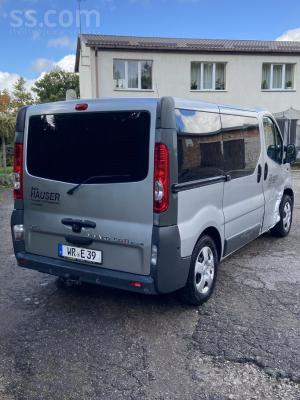 Grey Opel Vivaro 2012 in Dobele, with an engine capacity of 2.00 L and mileage of 178 thousand km for 7300 €, photo 5 on AUTOMOTO.COM.LV