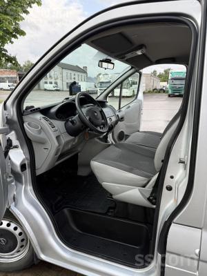 Grey Opel Vivaro 2013 in Valka, with an engine capacity of 2.00 L and mileage of 268 thousand km for 7499 €, photo 18 on AUTOMOTO.COM.LV