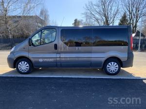 Grey Opel Vivaro 2013 in Riga, with an engine capacity of 2.00 L and mileage of 298 thousand km for 9900 €, photo 5 on AUTOMOTO.COM.LV
