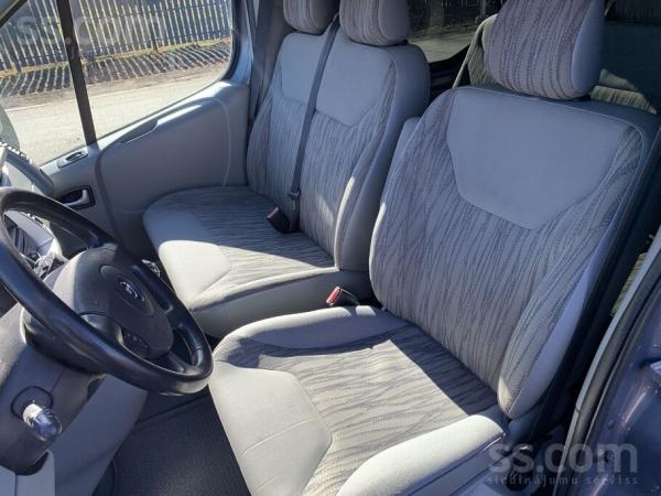 Grey Opel Vivaro 2013 in Riga, with an engine capacity of 2.00 L and mileage of 298 thousand km for 9900 €, photo 10 on AUTOMOTO.COM.LV