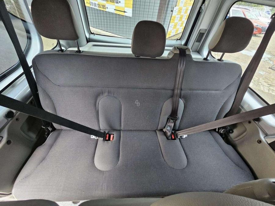 Pelēks Opel Vivaro 2013 Šauļi, ar dzinēja tilpumu 2.00 L un nobraukumu 244 tūkst. km par 11950 €, foto 18 vietnē AUTOMOTO.COM.LV