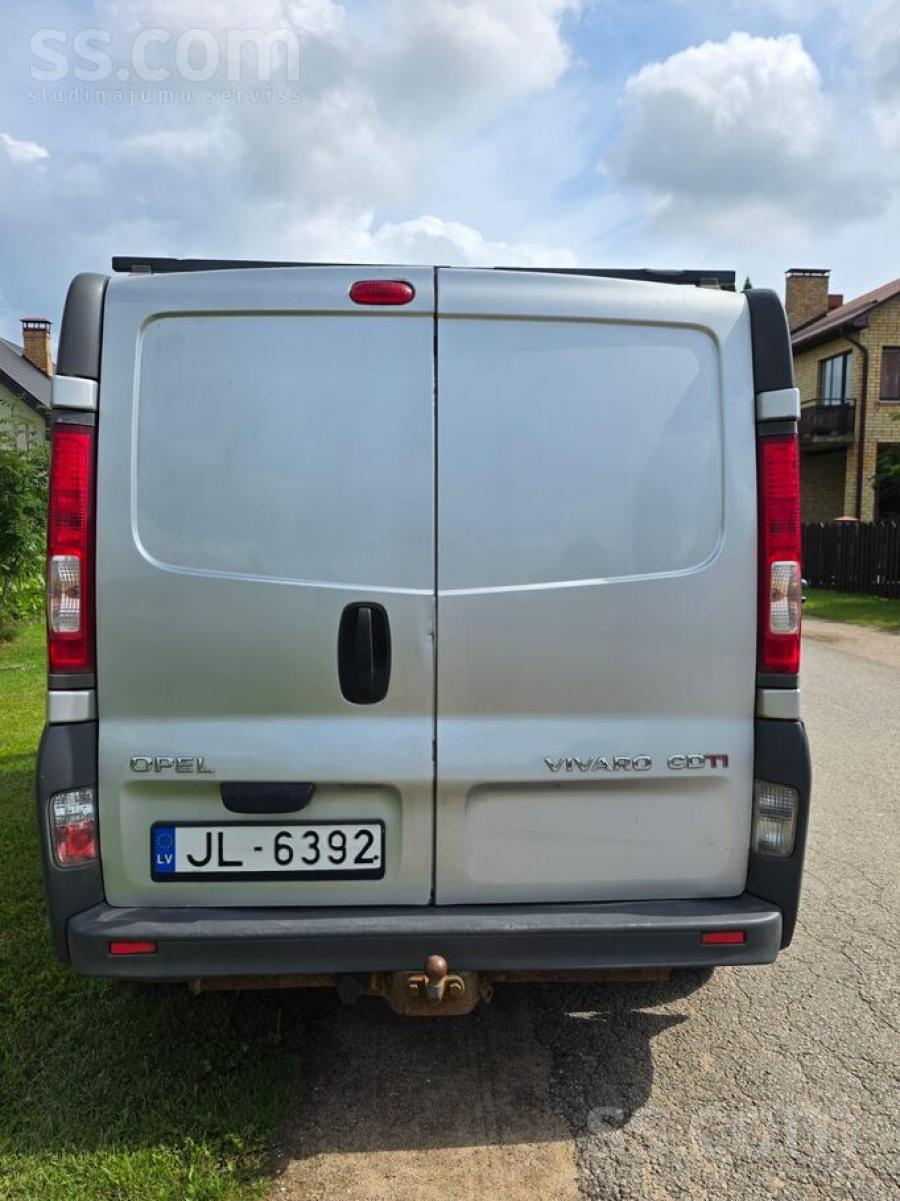 Pelēks Opel Vivaro 2013 Tukums, ar dzinēja tilpumu 2.00 L un nobraukumu 235 tūkst. km par 6500 €, foto 10 vietnē AUTOMOTO.COM.LV