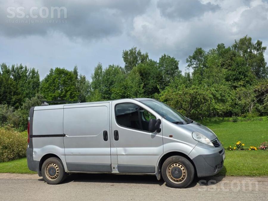 Pelēks Opel Vivaro 2013 Tukums, ar dzinēja tilpumu 2.00 L un nobraukumu 235 tūkst. km par 6500 €, foto 12 vietnē AUTOMOTO.COM.LV
