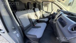 Grey Opel Vivaro 2014 in Limbazi, with an engine capacity of 1.60 L and mileage of 245 thousand km for 10500 €, photo 12 on AUTOMOTO.COM.LV