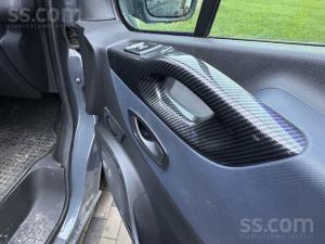 Grey Opel Vivaro 2015 in Bauska, with an engine capacity of 1.60 L and mileage of 0 thousand km for 12500 €, photo 11 on AUTOMOTO.COM.LV