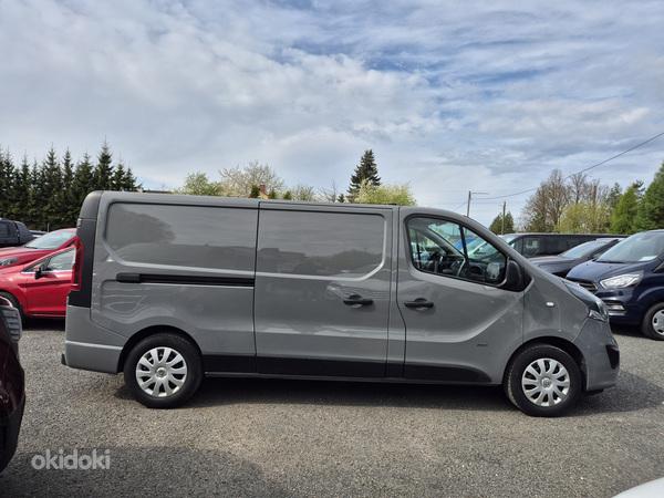 Pelēks Opel Vivaro 2015 Tartu, ar dzinēja tilpumu 1.60 L un nobraukumu 240 tūkst. km par 8490 €, foto 1 vietnē AUTOMOTO.COM.LV