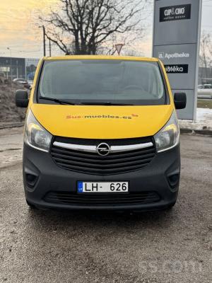 Grey Opel Vivaro 2015 in Riga, with an engine capacity of 1.60 L and mileage of 298 thousand km for 3690 €, photo 3 on AUTOMOTO.COM.LV