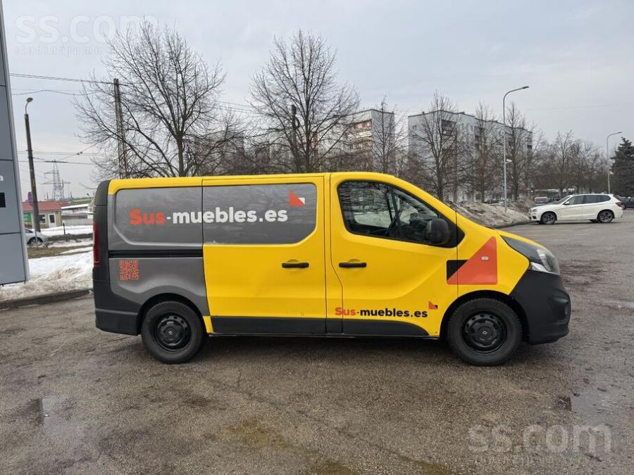 Grey Opel Vivaro 2015 in Riga, with an engine capacity of 1.60 L and mileage of 298 thousand km for 3690 €, photo 5 on AUTOMOTO.COM.LV
