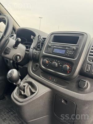 Grey Opel Vivaro 2015 in Riga, with an engine capacity of 1.60 L and mileage of 298 thousand km for 3690 €, photo 11 on AUTOMOTO.COM.LV