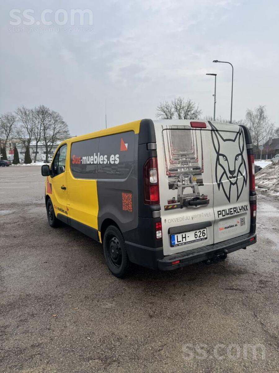Grey Opel Vivaro 2015 in Riga, with an engine capacity of 1.60 L and mileage of 298 thousand km for 3690 €, photo 20 on AUTOMOTO.COM.LV