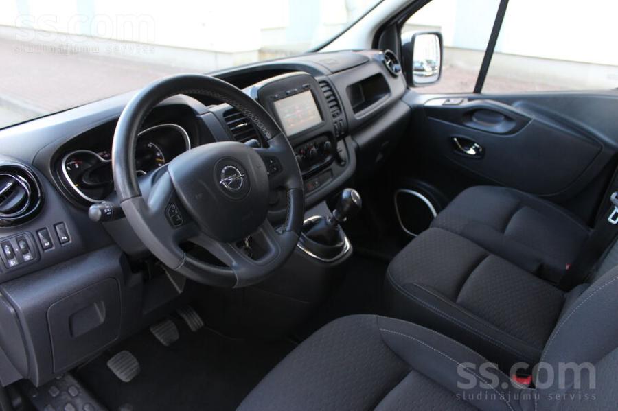 Pelēks Opel Vivaro 2016 Jelgava, ar dzinēja tilpumu 1.60 L un nobraukumu 208 tūkst. km par 8200 €, foto 12 vietnē AUTOMOTO.COM.LV