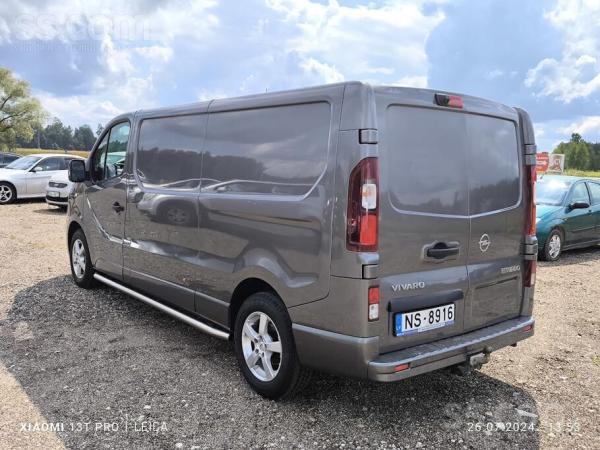 Pelēks Opel Vivaro 2016 Cēsis, ar dzinēja tilpumu 1.60 L un nobraukumu 229 tūkst. km par 9500 €, foto 3 vietnē AUTOMOTO.COM.LV