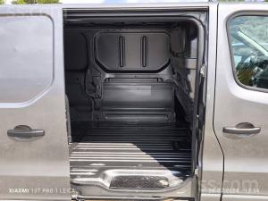Grey Opel Vivaro 2016 in Cesis, with an engine capacity of 1.60 L and mileage of 229 thousand km for 9500 €, photo 13 on AUTOMOTO.COM.LV