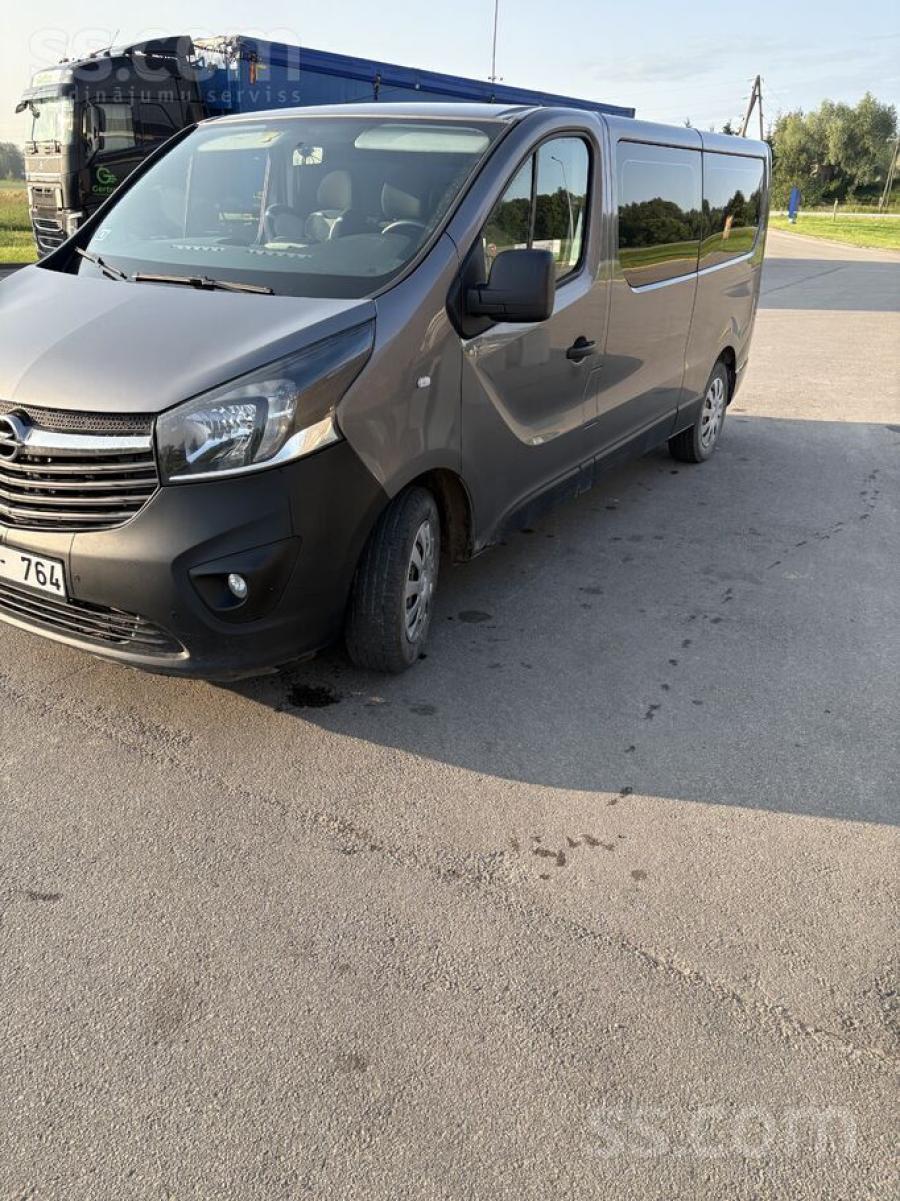 Pelēks Opel Vivaro 2017 Jelgava, ar dzinēja tilpumu 1.60 L un nobraukumu 409 tūkst. km par 10399 €, foto 2 vietnē AUTOMOTO.COM.LV