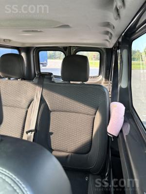 Pelēks Opel Vivaro 2017 Jelgava, ar dzinēja tilpumu 1.60 L un nobraukumu 409 tūkst. km par 10399 €, foto 8 vietnē AUTOMOTO.COM.LV